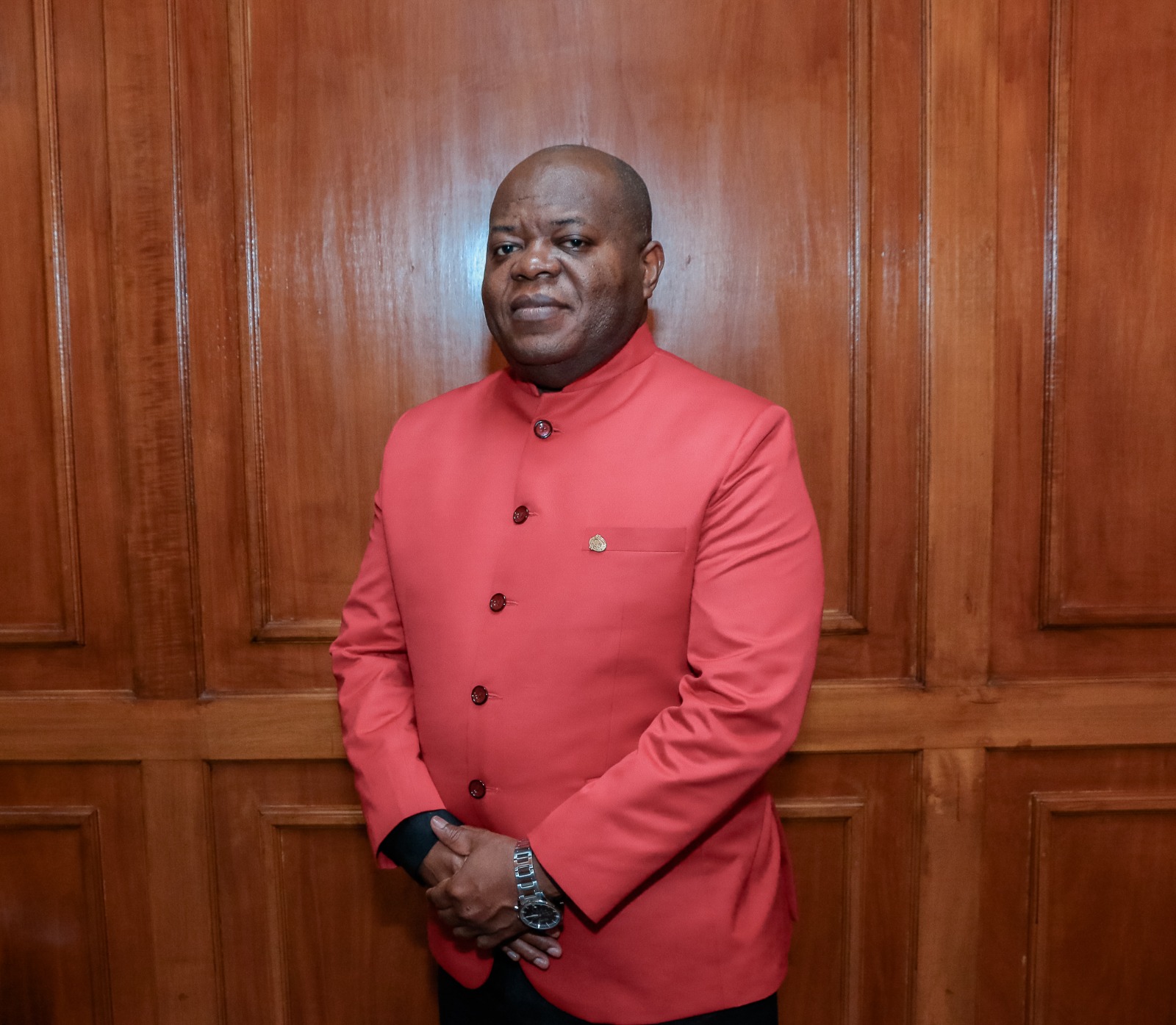 DNA-voorzitter Marinus Bee benadrukt eenheid in Srefidensi-boodschap ...