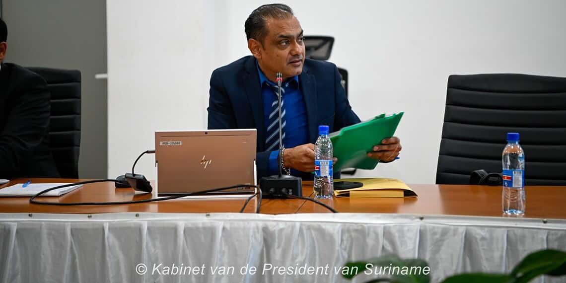 Ministerie beëindigt arbeidsovereenkomst waarnemend RGD-directeur ...